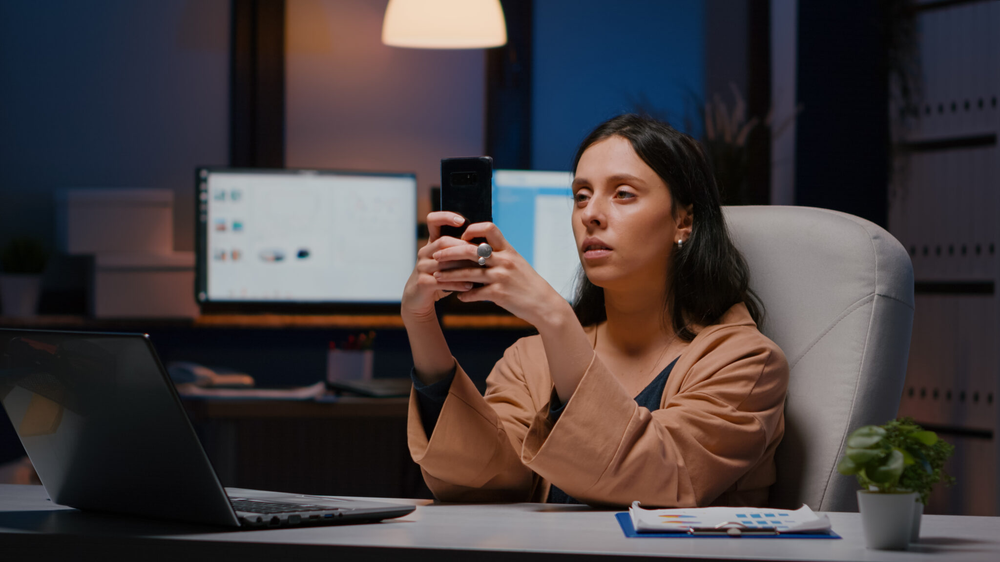 Digital Burnout: Effective Strategies for Digital Detox - Creation ...